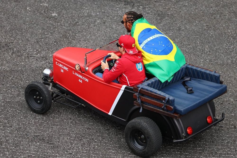 Leclerc y Hamilton responden a las críticas de Elkann, cabeza de Ferrari