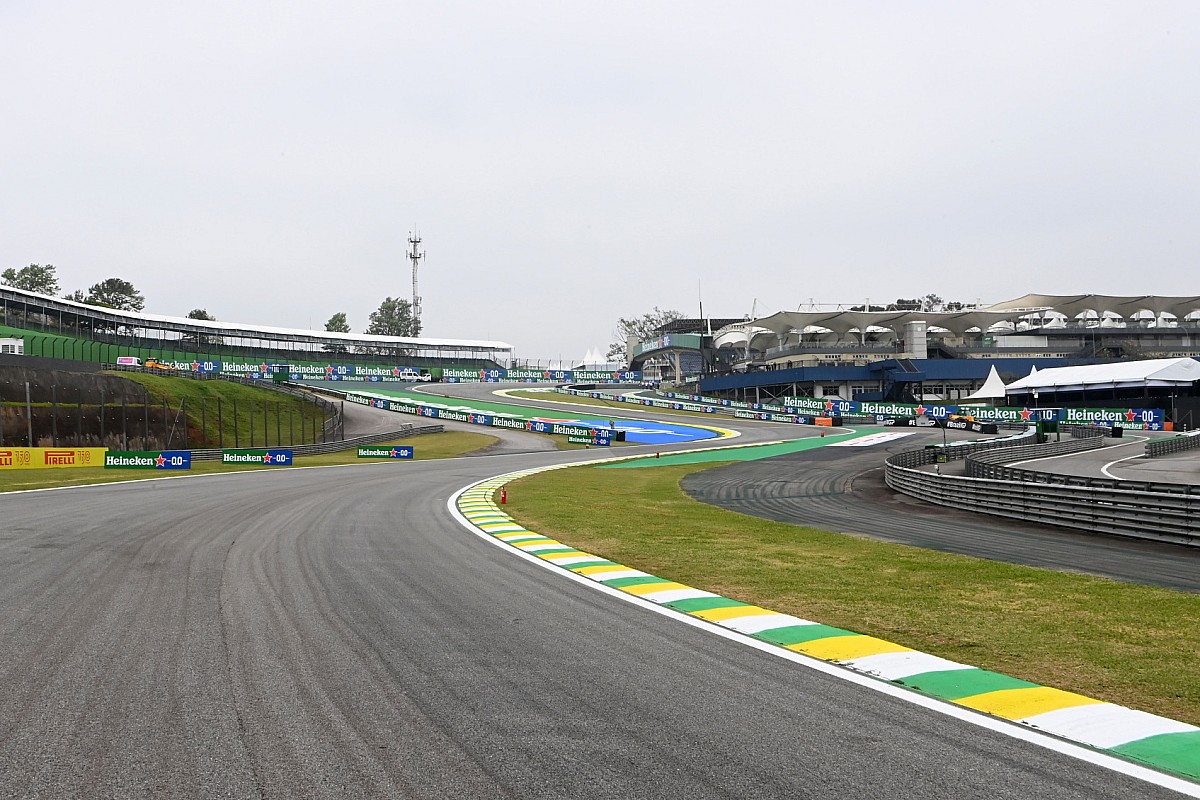 SEXTA-LIVRE: Kevin Magnussen surpreende é pole em Interlagos