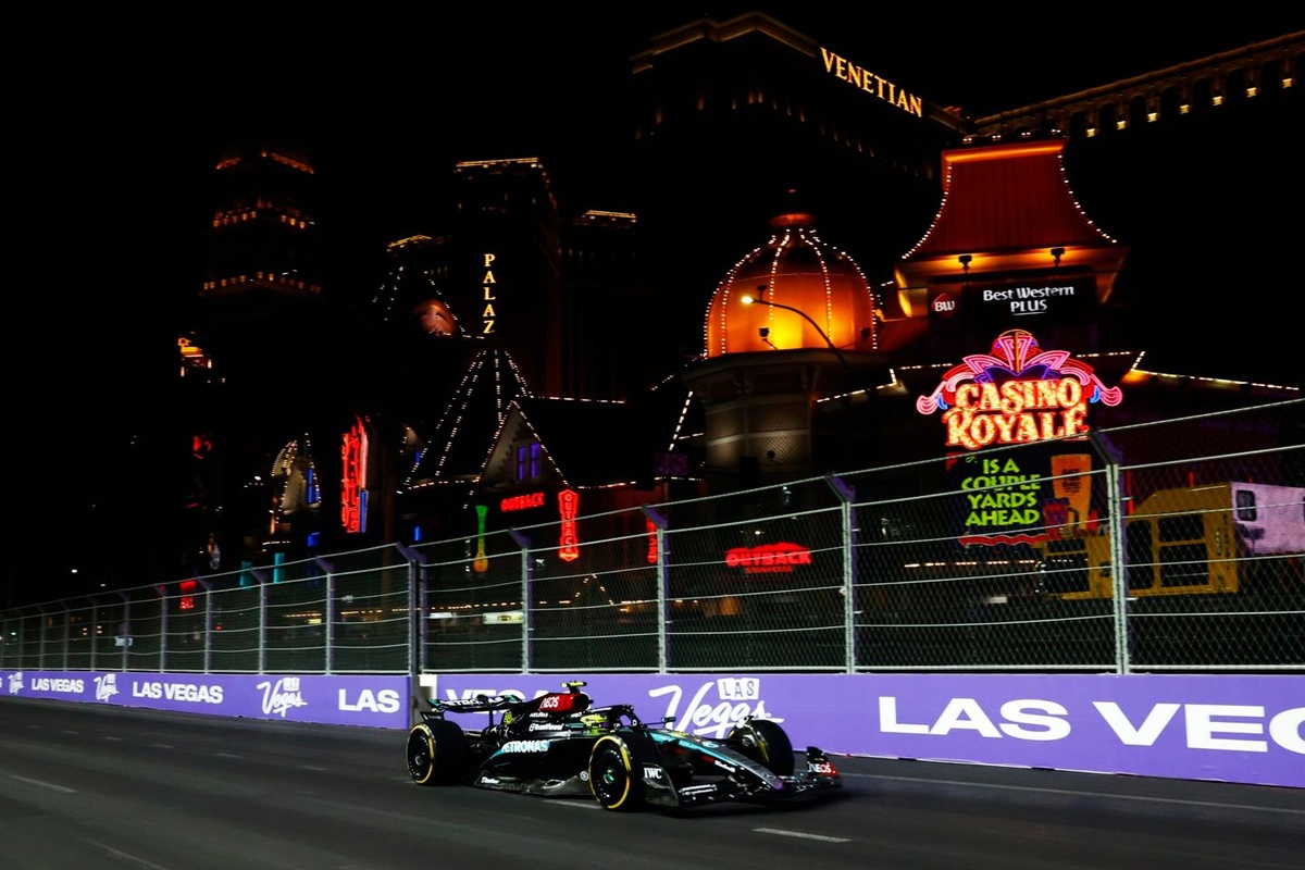 F1 Las Vegas GP: Hamilton leads Mercedes 1-2 from Norris in opening ...