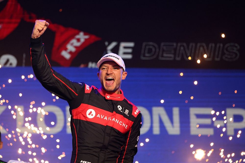 Jake Dennis Tak Berminat Tampil di Formula 1