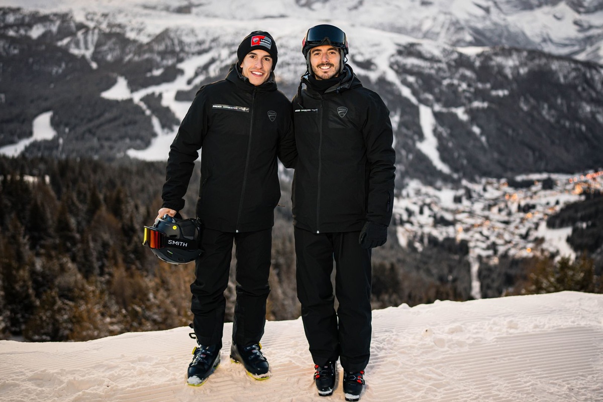 MotoGP: Rossi adverte Bagnaia não cair nas armadilhas de Márquez