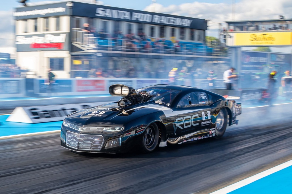 Tooren takes British Drag Racing victory in bizarre…