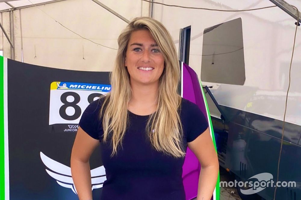Jade Edwards handed BTCC debut with Vauxhall team