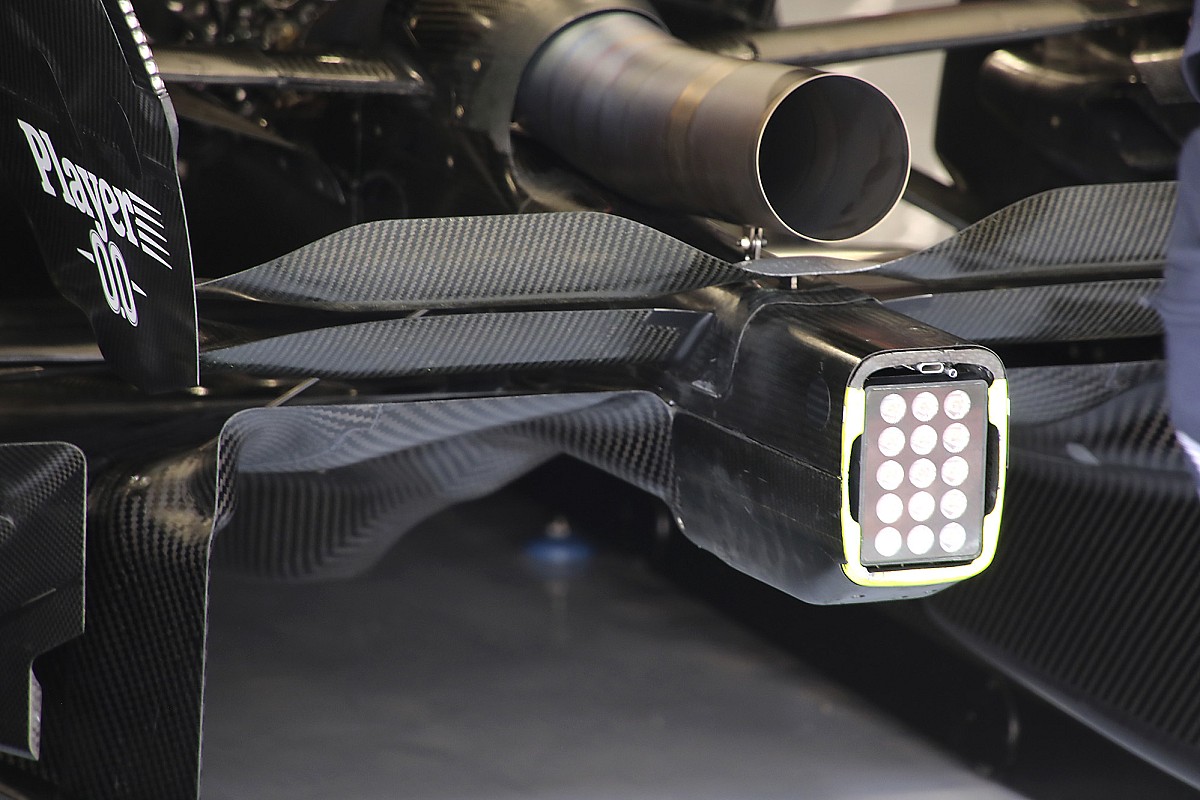 F1 | Red Bull: beam wing e fondo in continua evoluzione