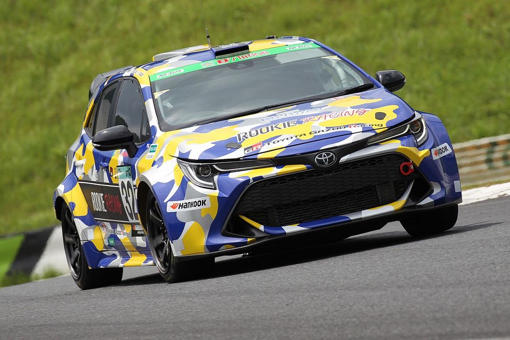 Upgraded hydrogen-powered Toyota completes second race