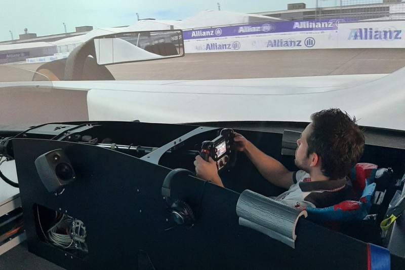 Selbstversuch im Formel-E-Simulator: Bekommt ein "Normalo" das hin?
