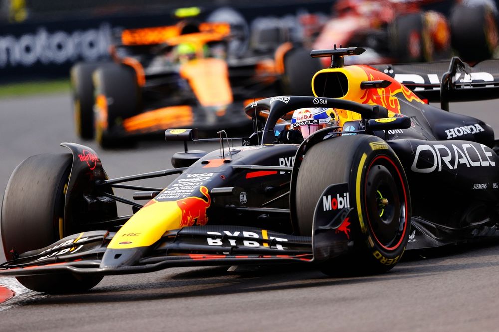Verstappen luidt noodklok: “Alles doen om competitief te worden”