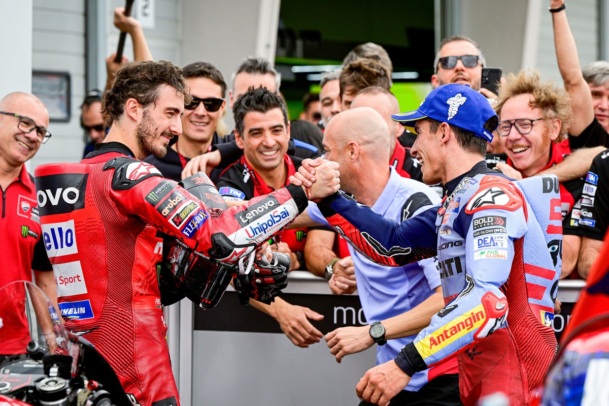 Rossi: Semmi szükség nem volt arra, hogy Marquezt Bagnaia mellé tegyék