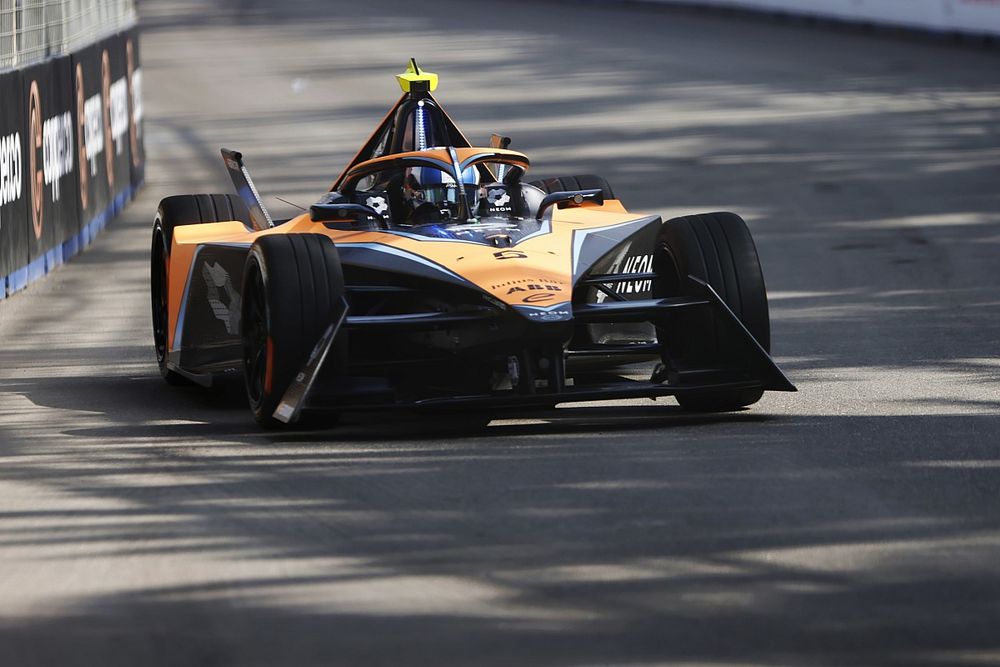 Diriye E-Prix II: McLaren pilotu Jake Hughes FE kariyerinin ilk pole ...