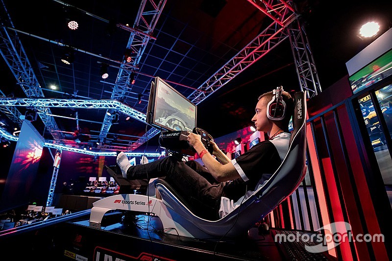 F1 Esports holdout Ferrari "looking seriously into" programme