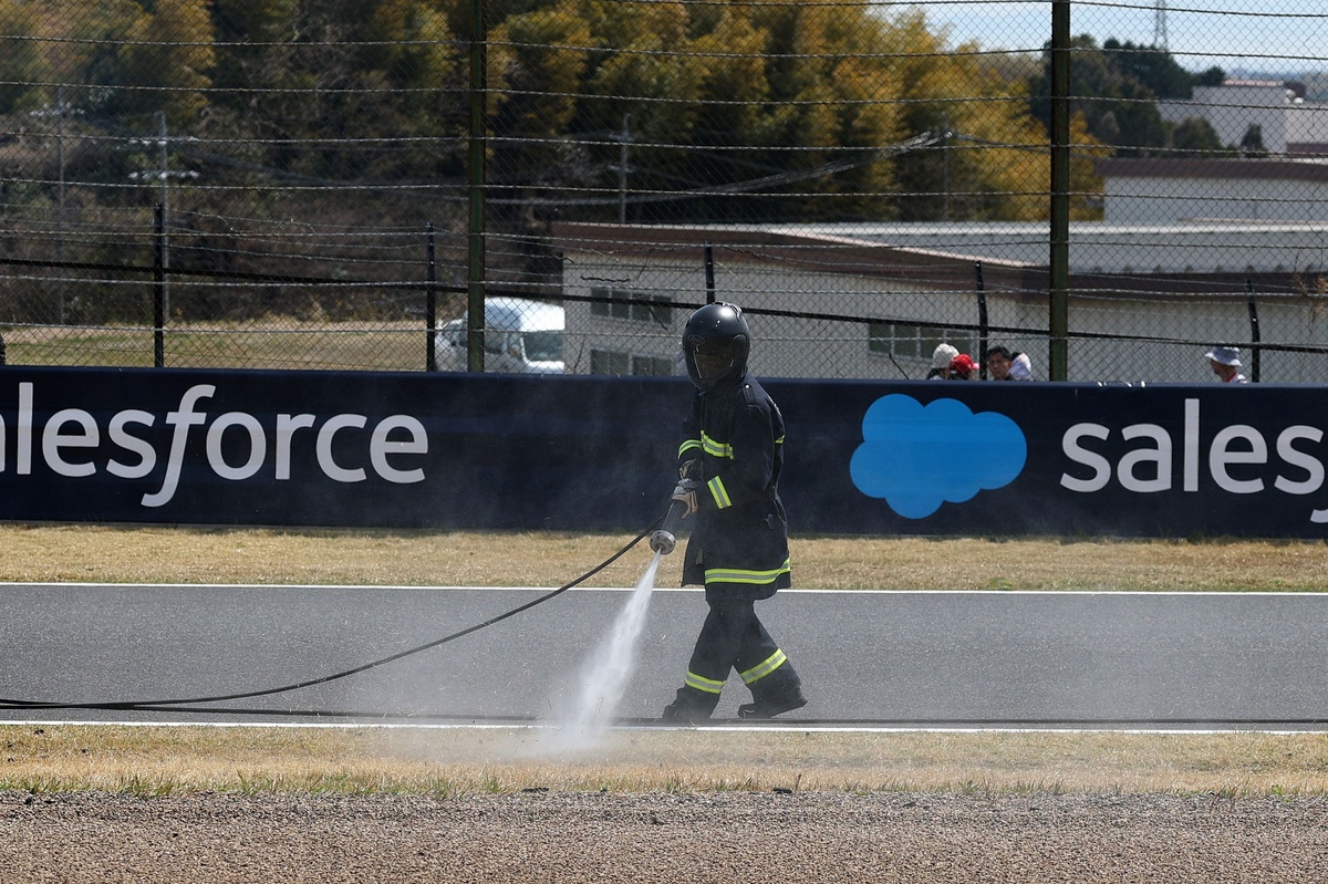 FIA grass fire concerns ease with rain forecast at F1 Japanese Grand Prix
