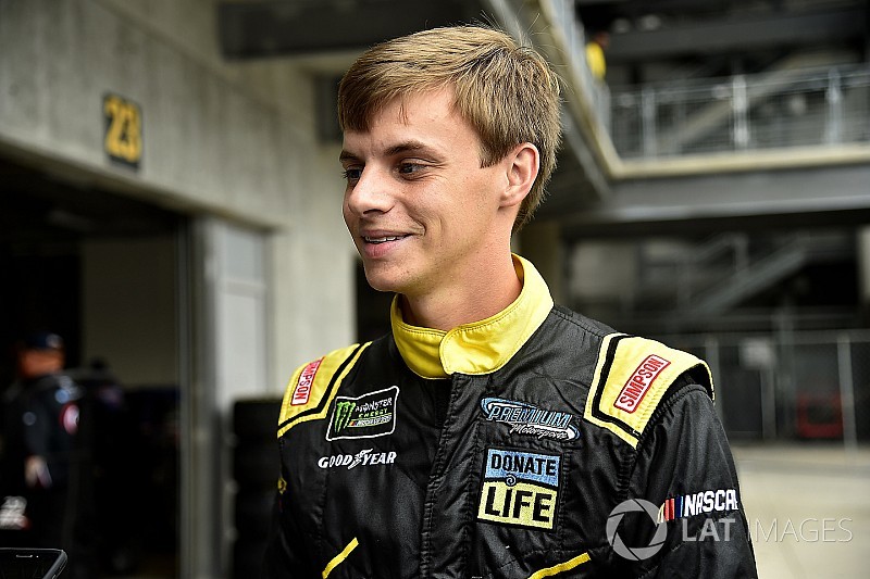 Joey Gase to compete full-time in Xfinity Series this season