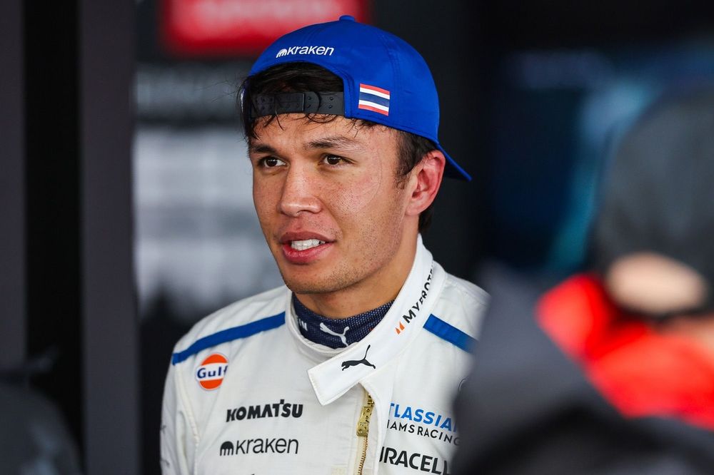 Alex Albon addresses heated team radio messages with engineer at Japan GP