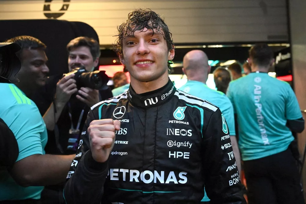 Kimi Antonelli's father sends heartfelt message to Toto Wolff after ...