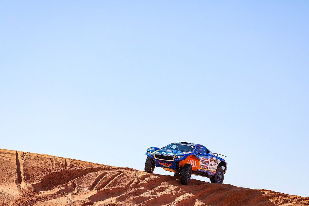 Tim en Tom Coronel naderen top-vijftien: “Het gaat steeds beter”