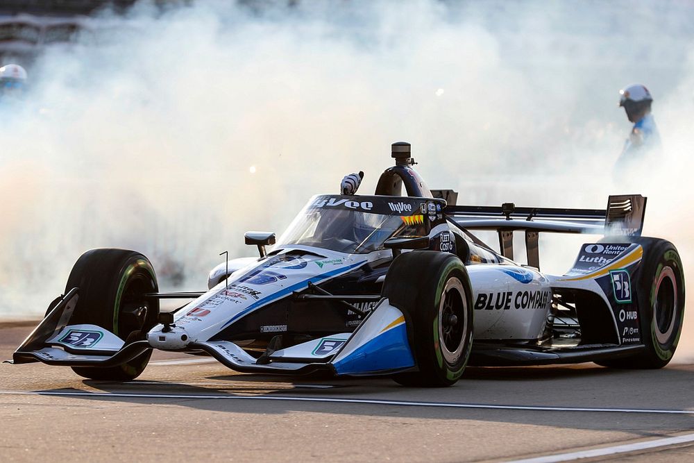 Rahal still favours IndyCar push-to-pass over F1 “DRS c***”