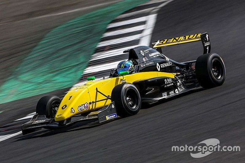 Max Fewtrell e Charles Milesi si dividono i successi a Silverstone