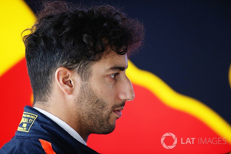 Ricciardo: "Non mi aspettavo un gap di 1 secondo da Hamilton"