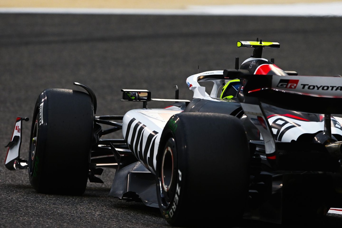 F1 | Haas, due cofani motore rotti, ma nessun allarme: “Scelte soluzioni aggressive”