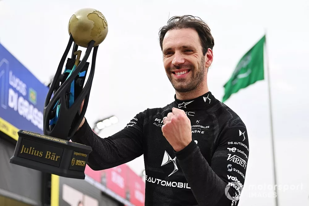 Diriyah E-Prix: Vergne edges Evans to pole for opening race