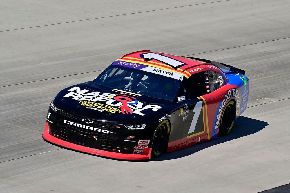 NASCAR suspends three crew members, reinstates another