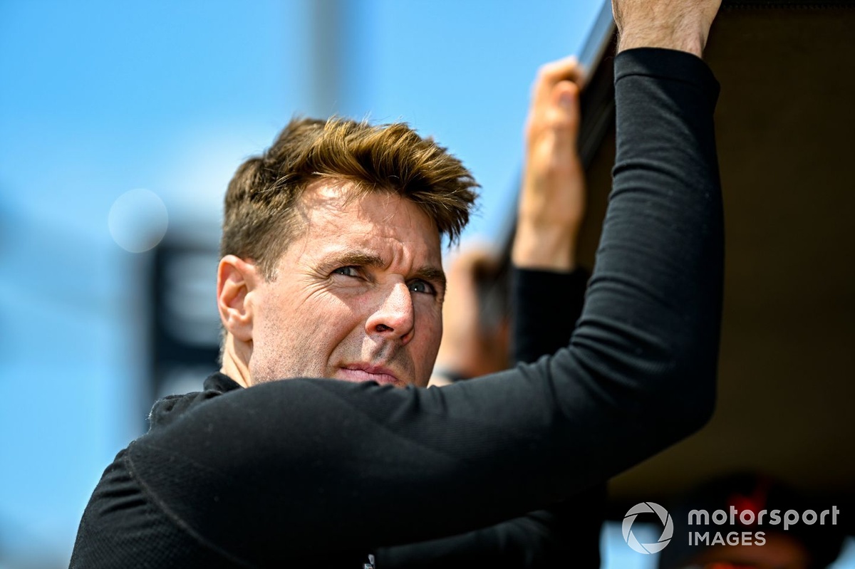 Power angry with Newgarden over IndyCar restart pileup at Gateway