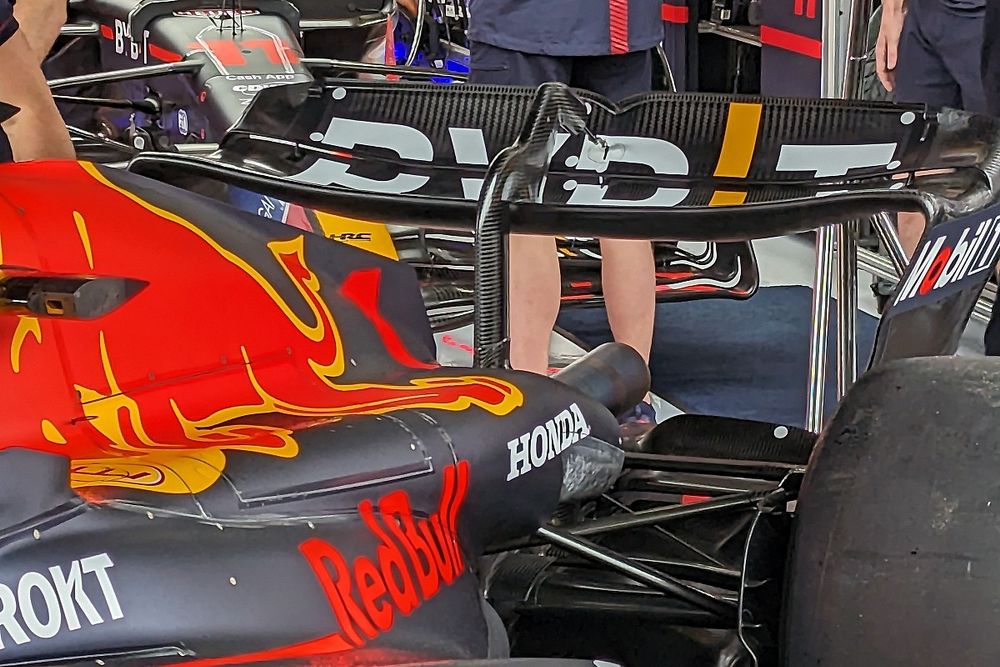 A Red Bull nem érti, hogyan tart ilyen sokáig a többi csapatnak a DRS ...