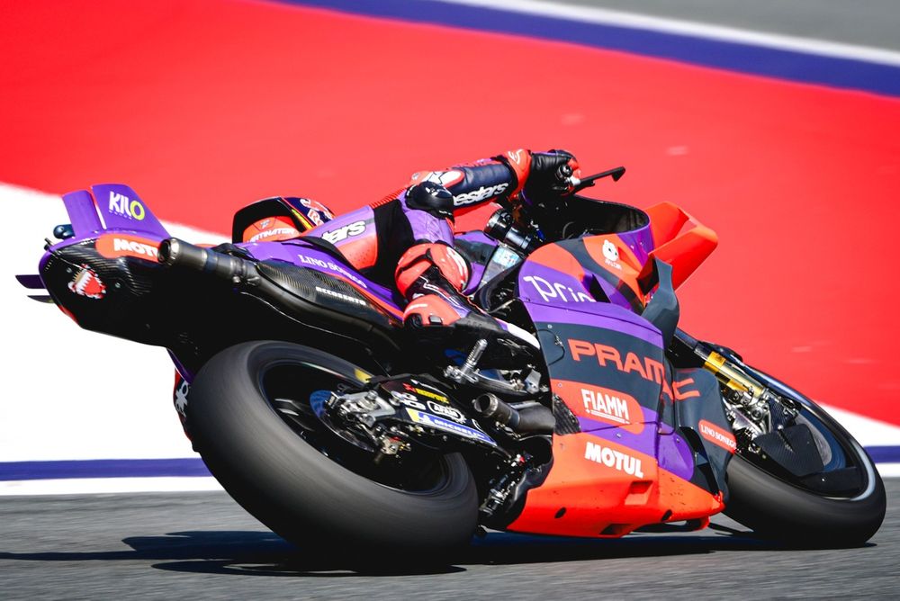 MotoGP | Red Bull Ring, Libere 1: Martin parte forte, che botto Acosta!