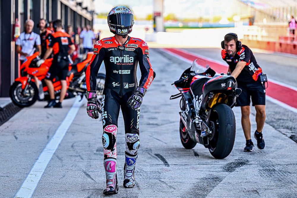 Aleix Espargaro breekt pink bij crash in Misano MotoGP-test