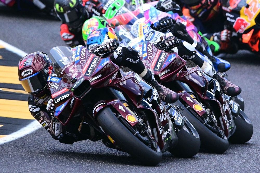 MotoGP Italian GP: Marc Marquez sees off early challenge for dominant win