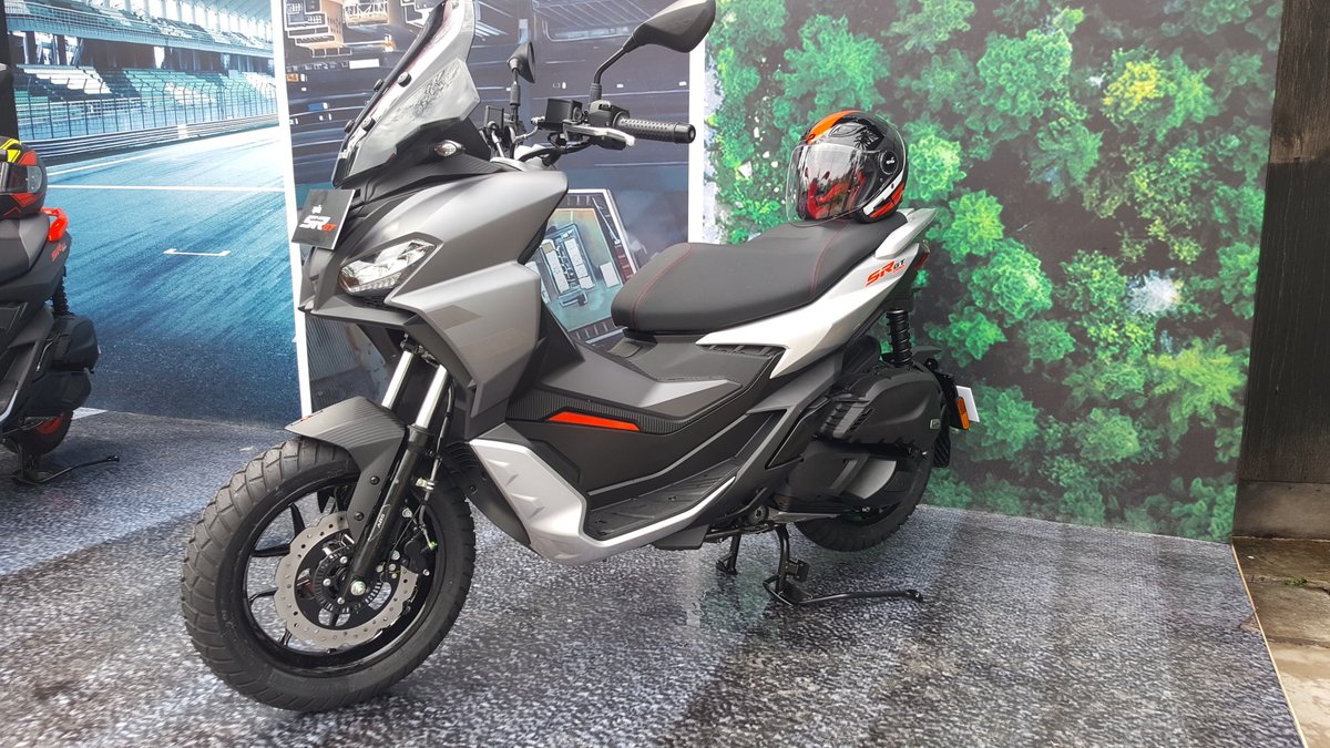 Aprilia SR-GT 200 Hadir Ramaikan Pasar Skuter Indonesia