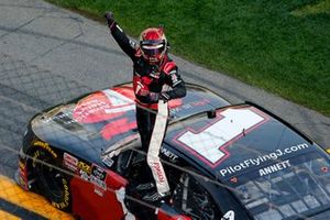 Michael Annett finally feels like a contributor at JR Motorsports