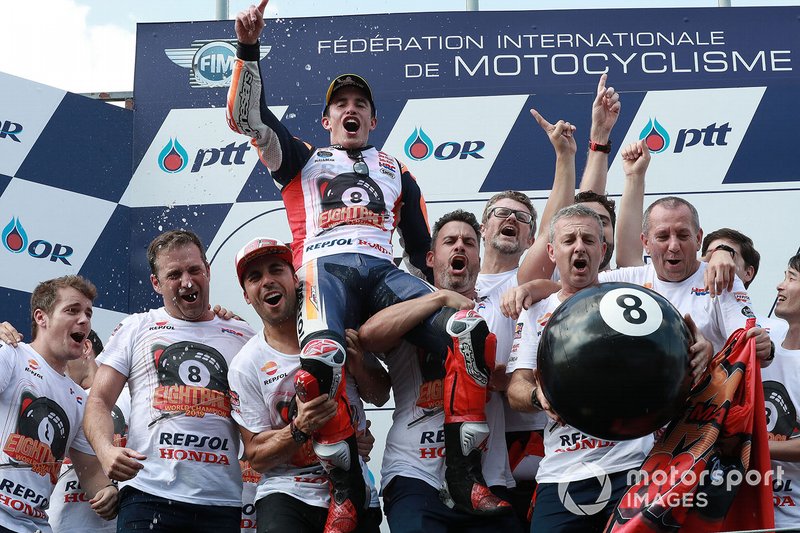 Márquez vence na Tailândia e conquista sexto título da MotoGP