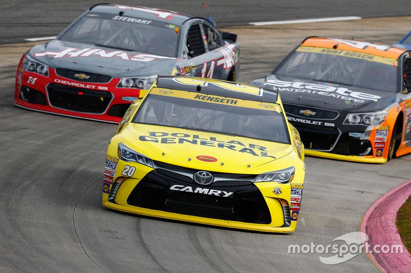 NASCAR announces 2017 national series schedules