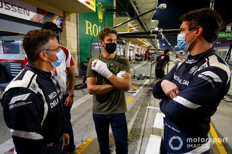 Romain Grosjean makes emotional return to Bahrain F1 paddock