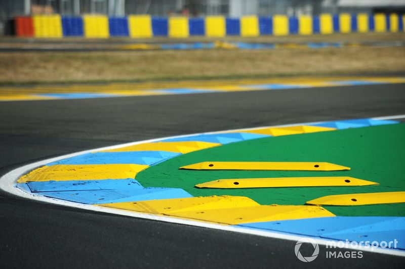 Photos - Préparatifs et nouveau podium au Mans