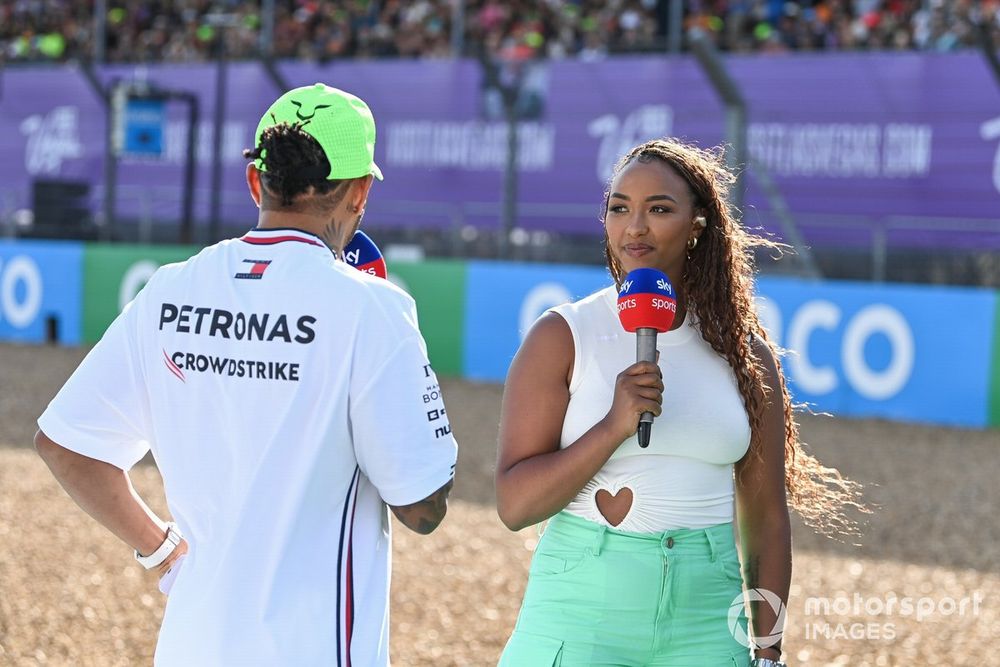 Hill: ''Mercedes ilk önce doğru yolu bulmalı''