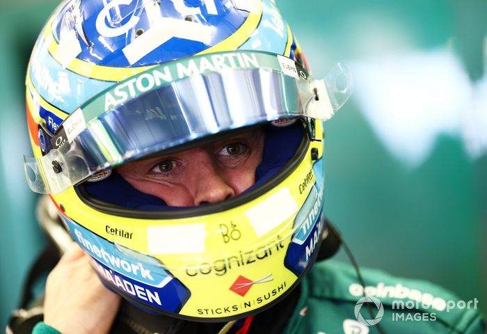 The real story behind Verstappen showing middle finger in Bahrain F1 test