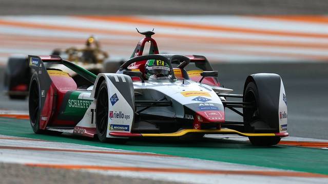 Fórmula E: batalla Gen1 vs Gen2 - Fórmula E Videos