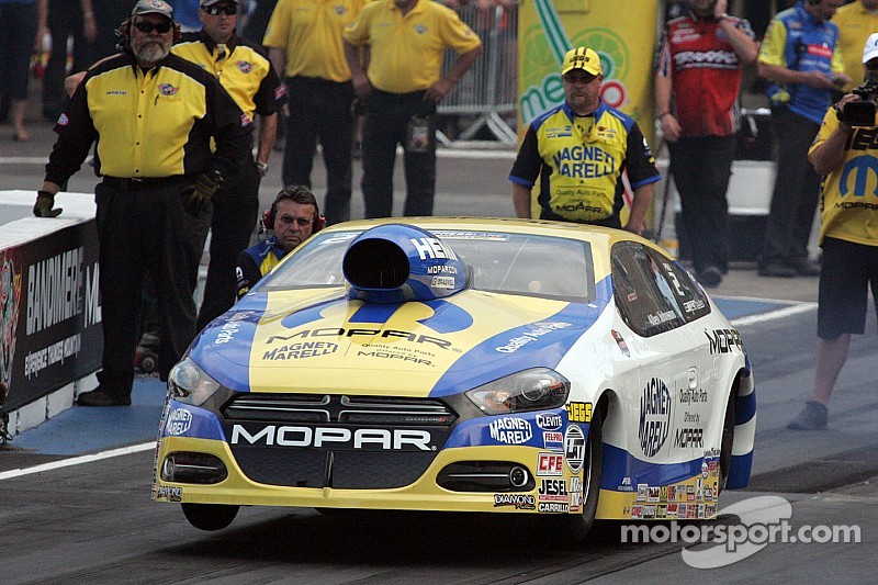 Allen Johnson holding nothing back in NHRA title bid