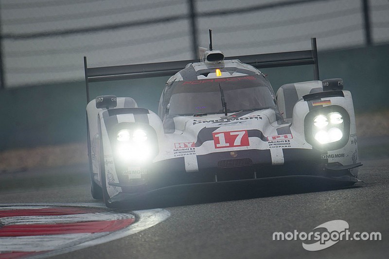Bahrain WEC: Webber Porsche fastest in first practice