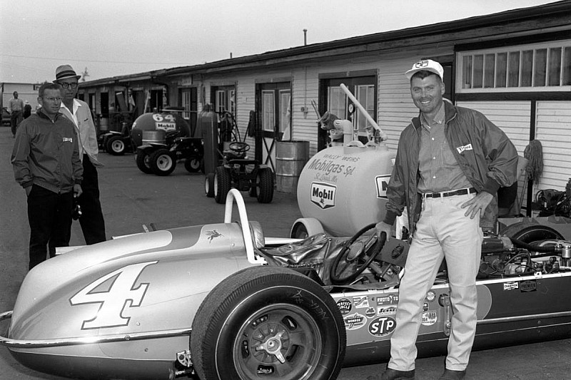 Indy 500 veteran Bob Harkey dies aged 85